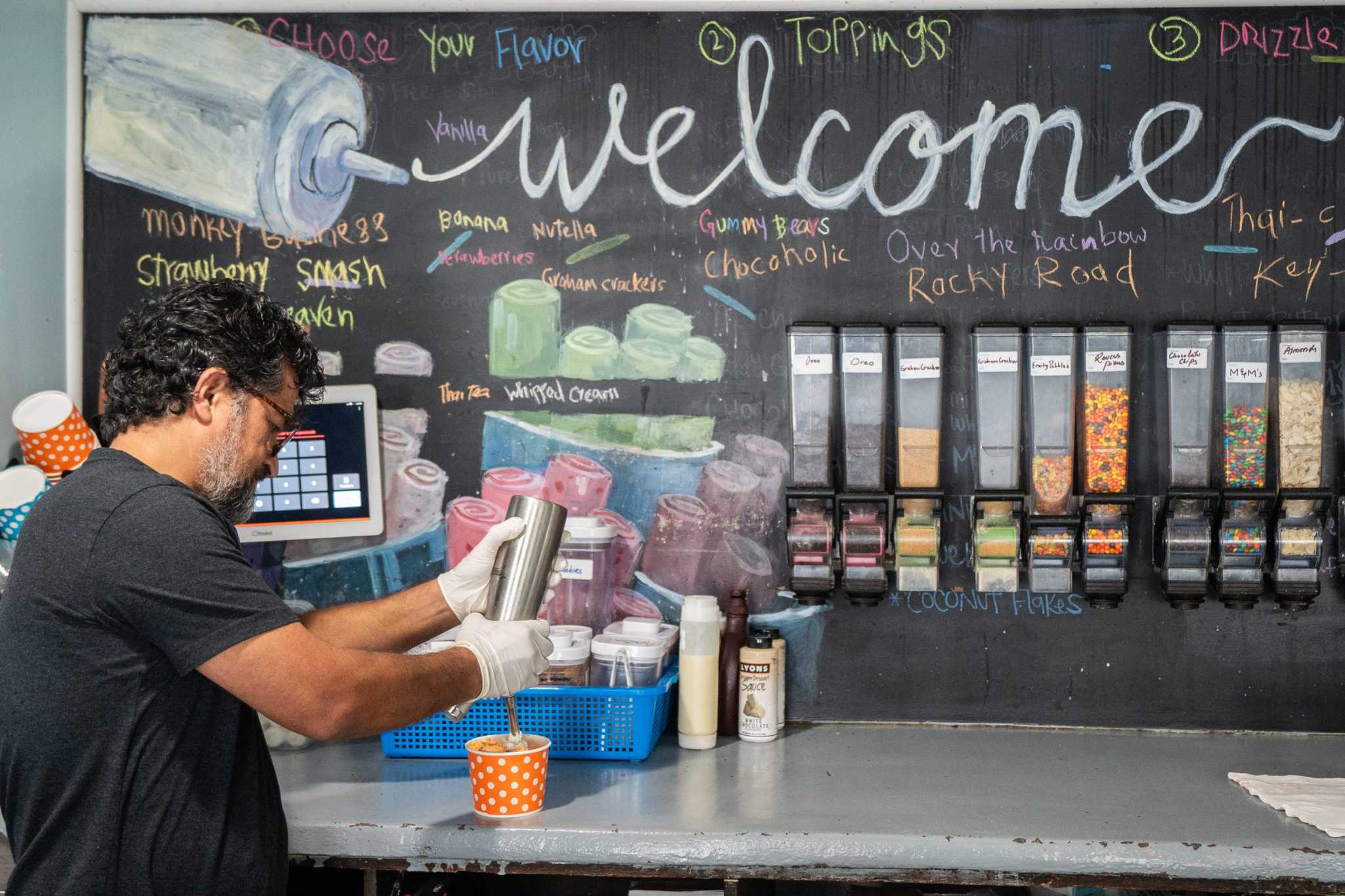 See inside a rolled ice cream shop, Frozen Rolls Creamery
