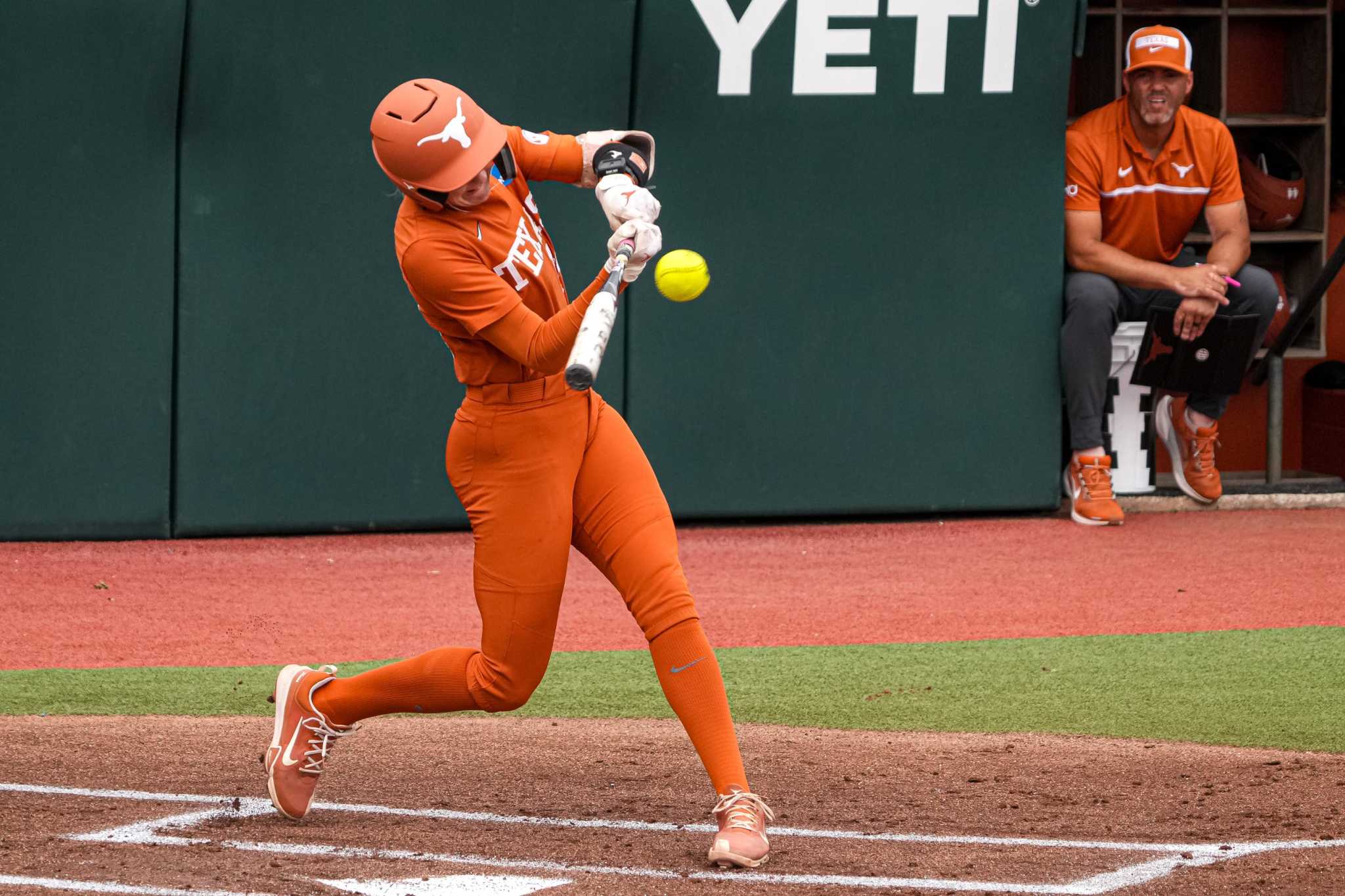 Texas softball vs Central Florida game score: Replay, highlights as ...