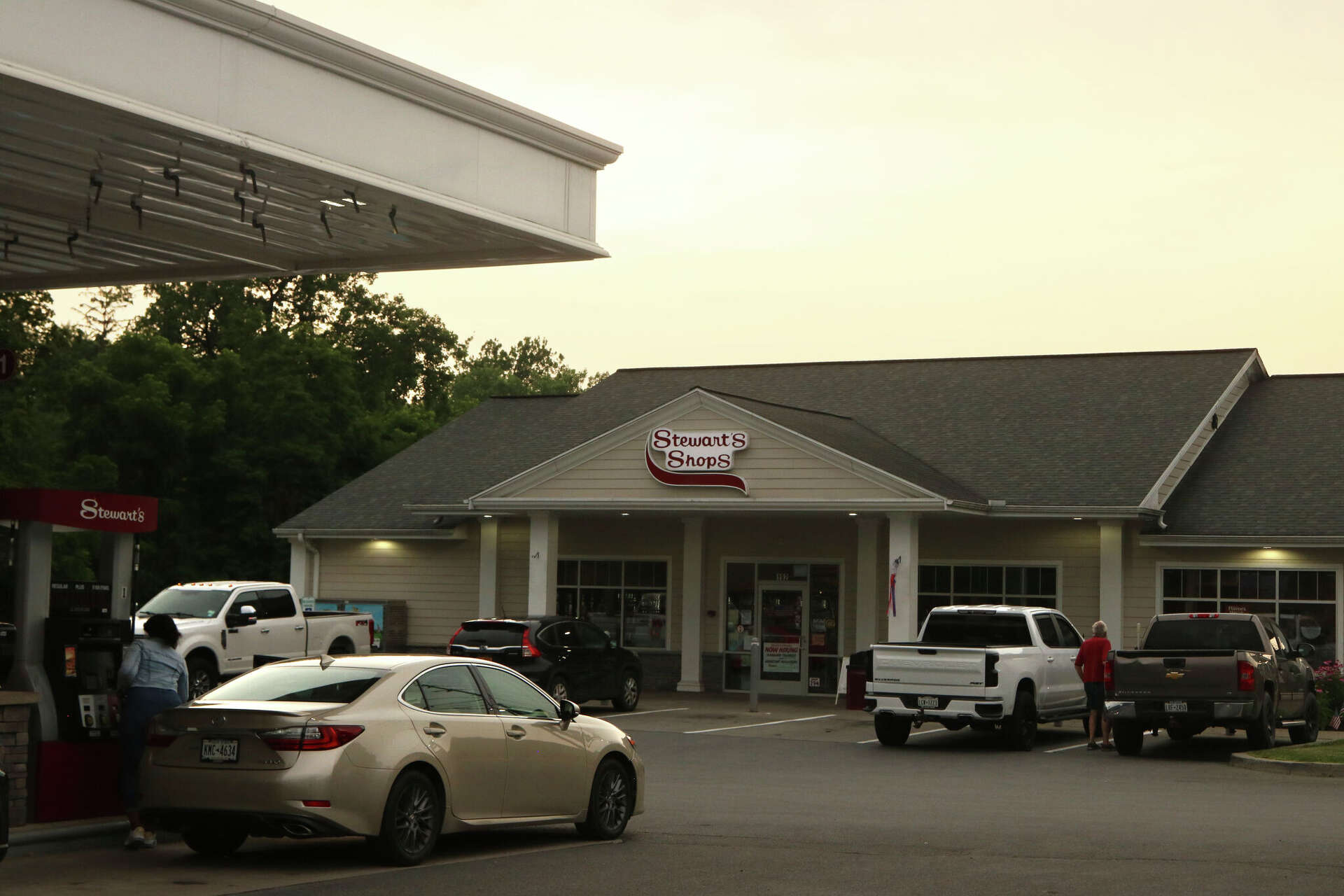 6 Stewart's Shops locations under new ownership of Mirabito