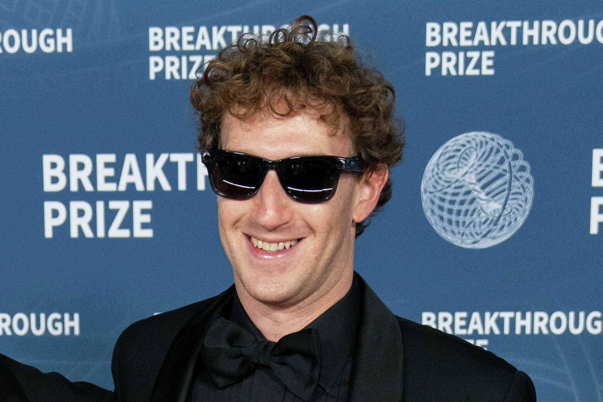 Zuckerberg goes viral in bald eagle costume for Fourth of July stunt