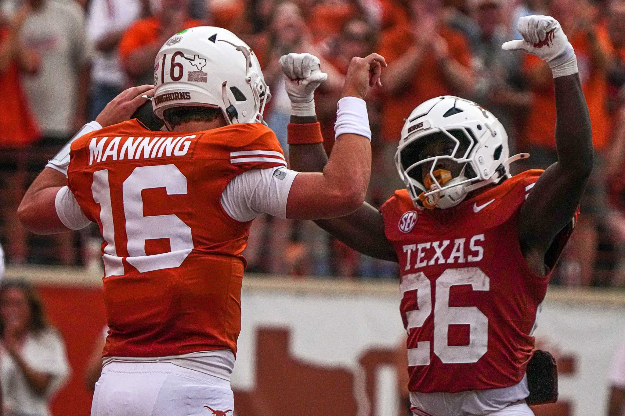 Texas vs Ohio State: Predictions for Arch Manning, Julian Sayin