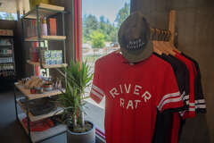 It was an abandoned Bay Area amusement park. Then came the 'glampers.'