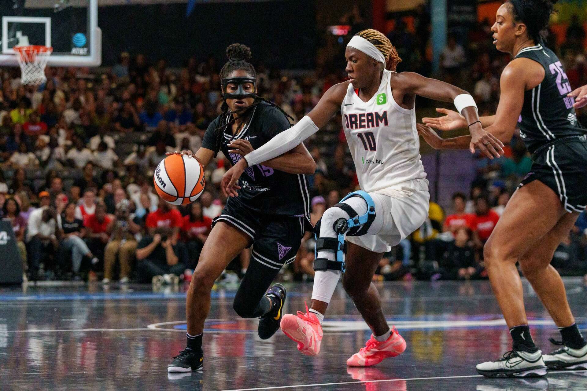 Valkyries hold their own for 3 quarters, but falter in loss to Dream