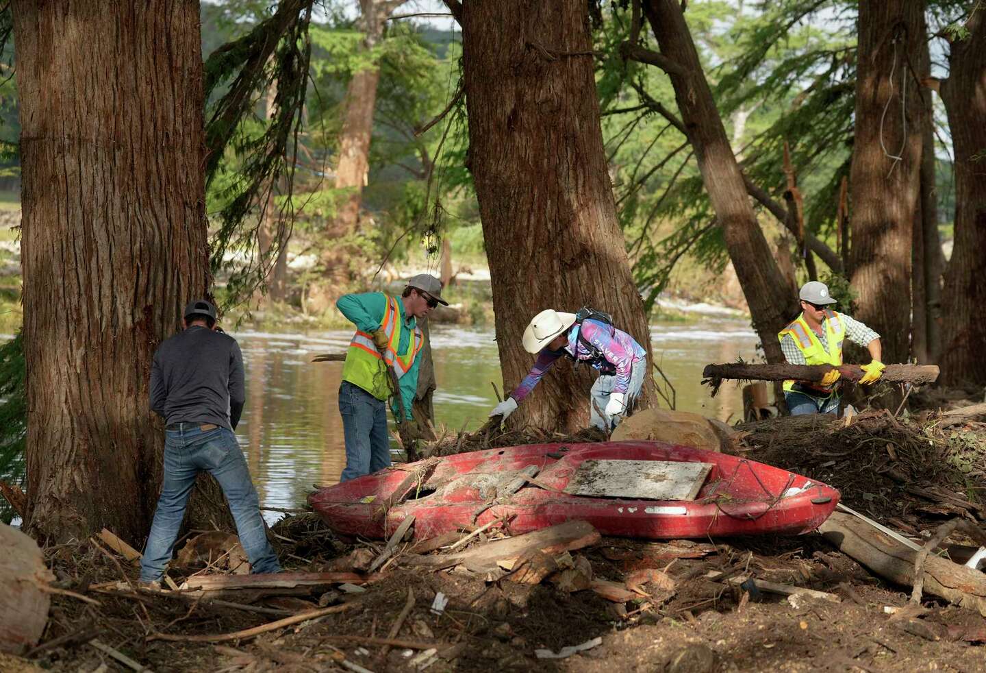 Texas floods: 94 dead in Kerrville area, 161 missing, Greg Abbott says