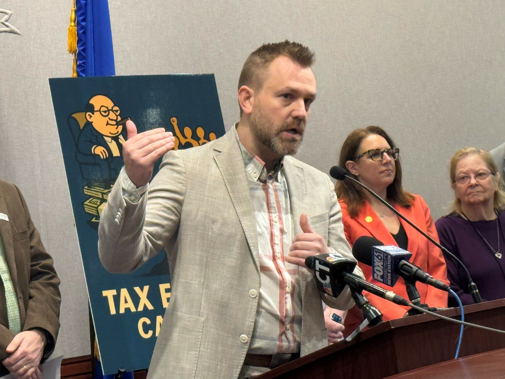 Connecticut Gov. Ned Lamont faces 2026 primary challenge from the left