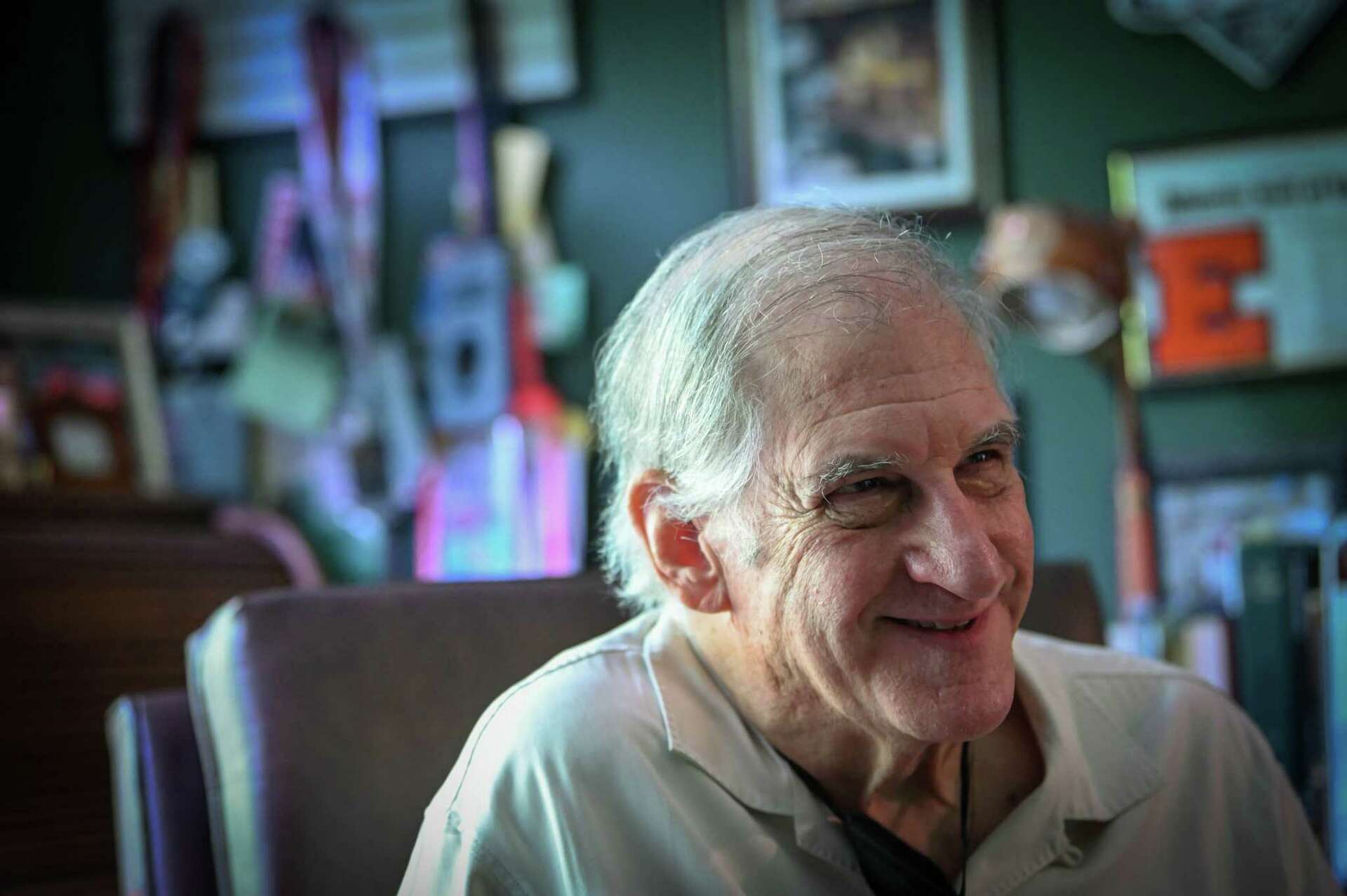 WNYT anchor-turned-author Phil Bayly recovering from brain injury