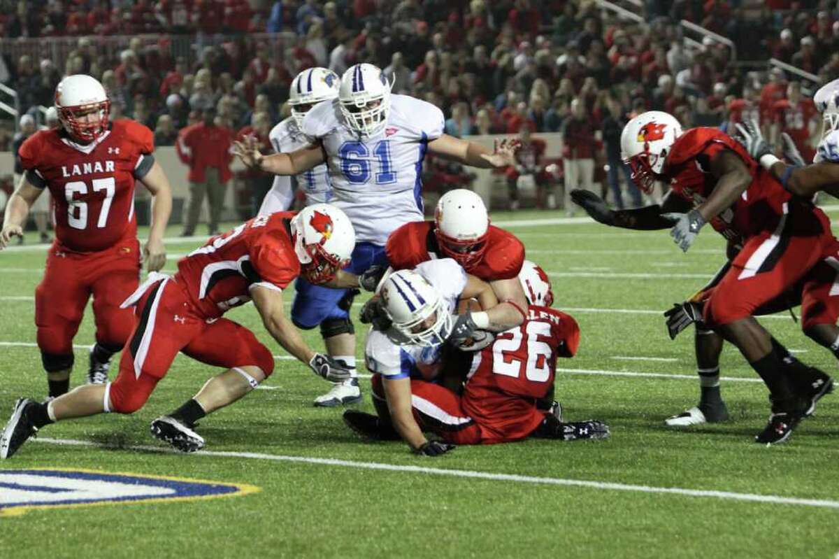 Lamar wins final game against Oklahoma Panhandle, 44-6