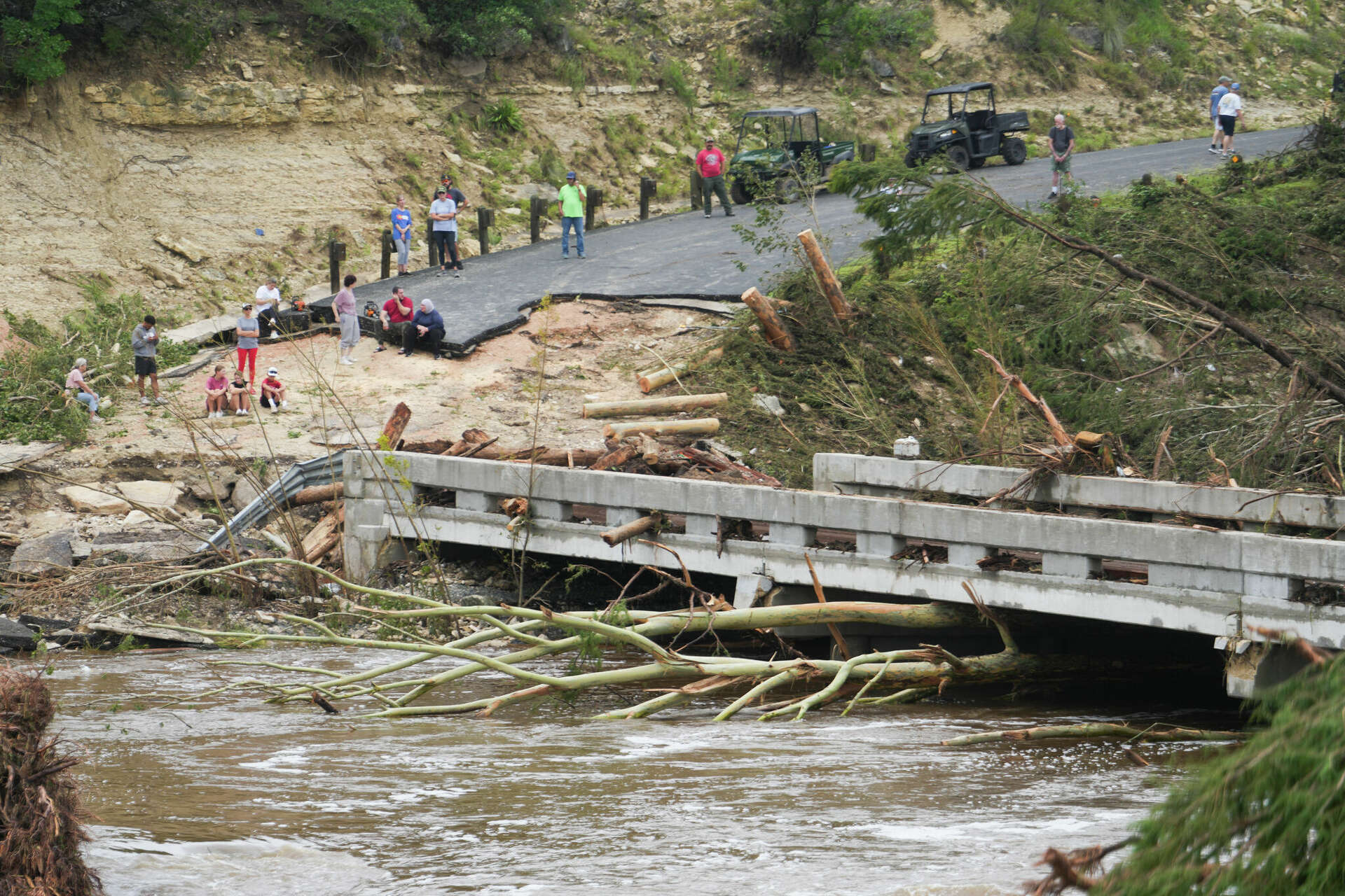 FEMA missed nearly two-thirds of calls made after central Texas floods