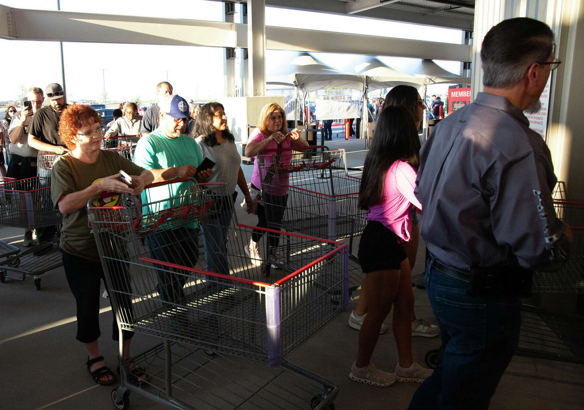 Shoppers flock to grand opening of Midland’s first Costco store
