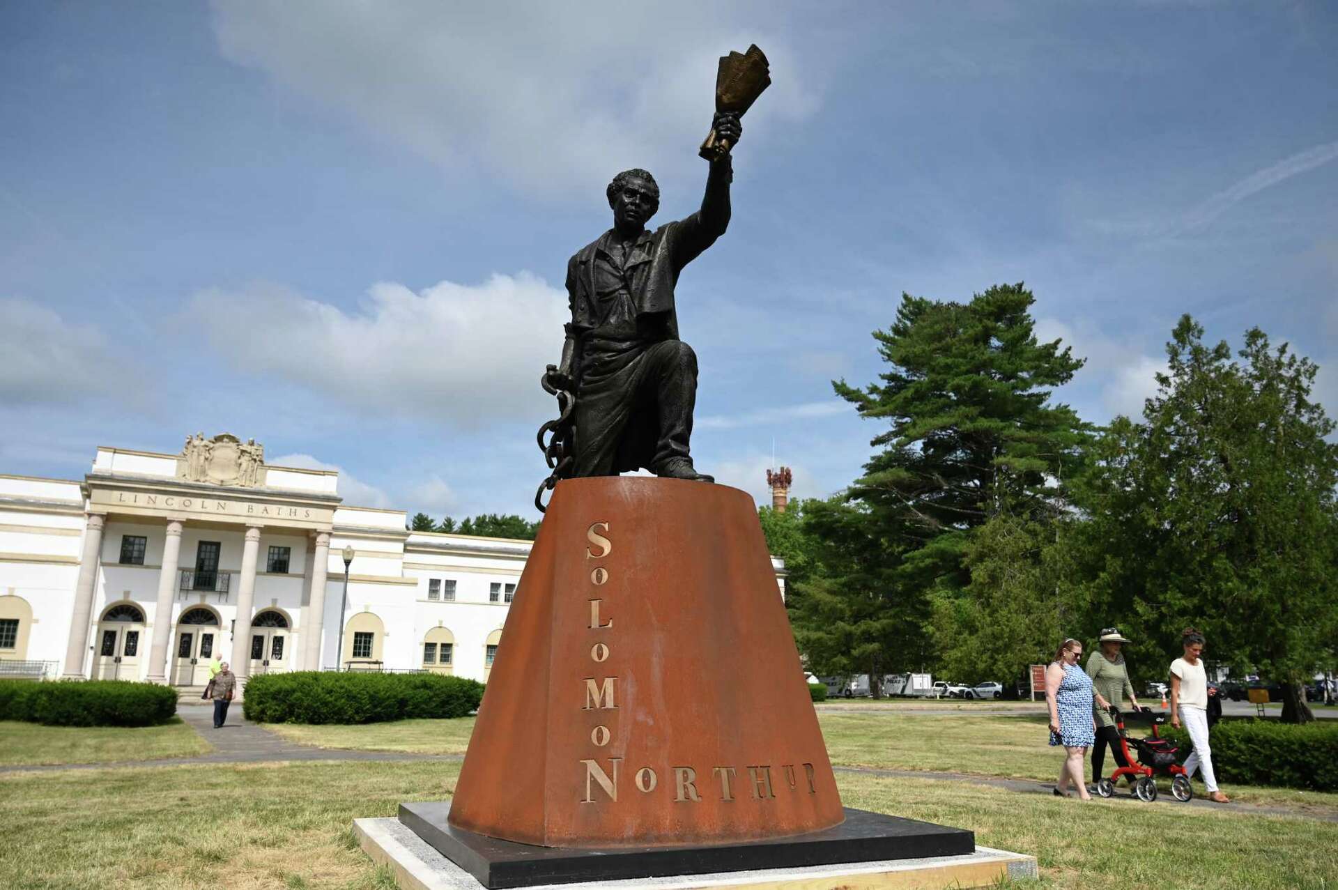 Saratoga Spa State Park unveils traveling statue of Solomon Northup