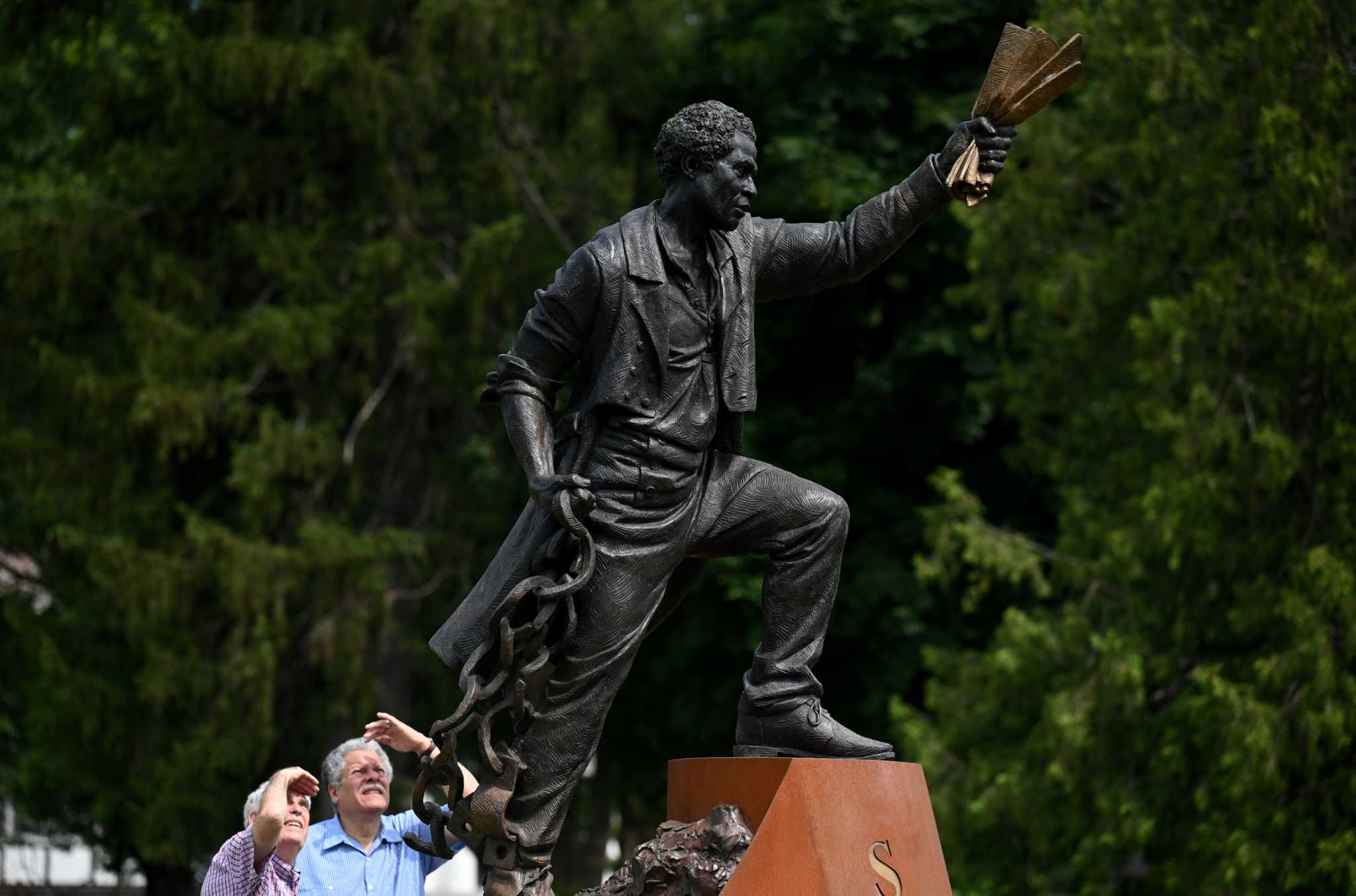 Saratoga Spa State Park unveils traveling statue of Solomon Northup