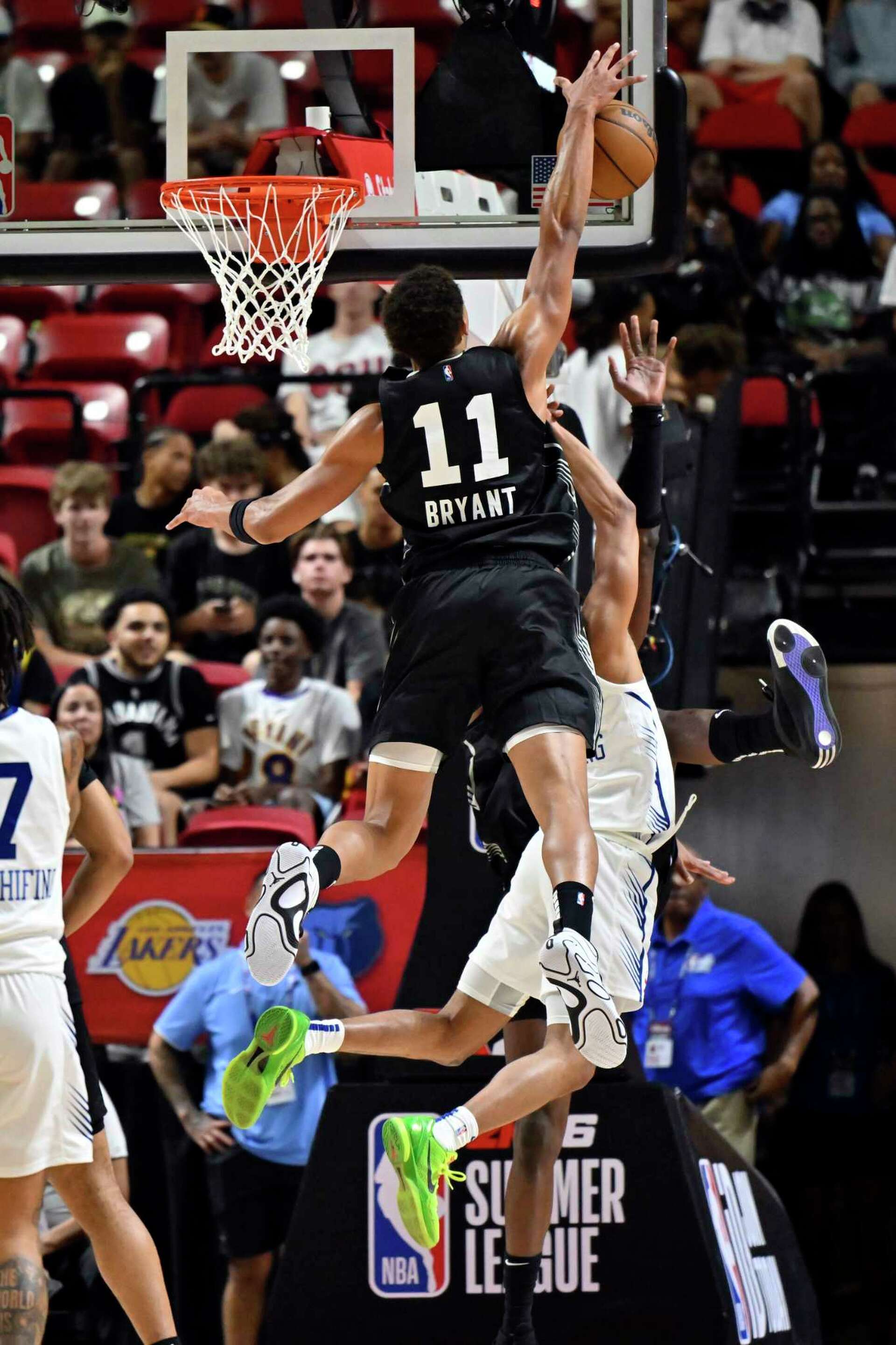 Spurs rookie Carter Bryant's tenacity shines at NBA Summer League