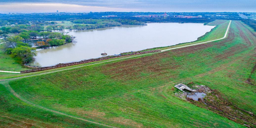 Canyon Lake continues to break historic low water levels