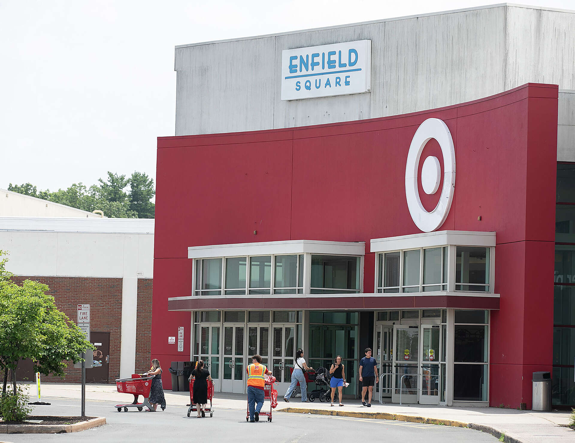 Enfield mall redevelopment could have 700 housing units