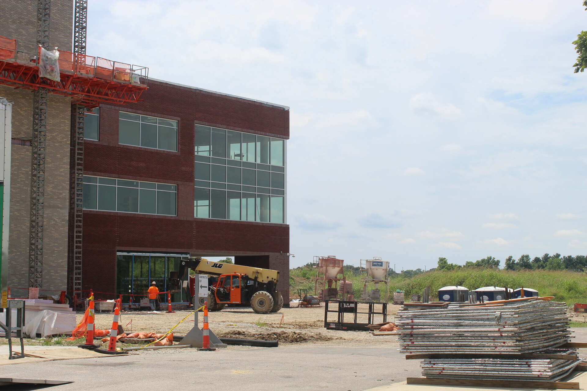 Health Sciences Building nears completion on SIUE campus