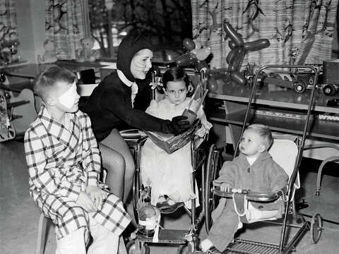 Do you remember Kitirik, a star of Houston TV from 1954 to 1971?