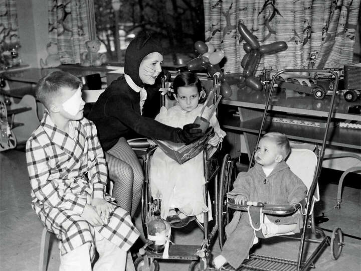 Do you remember Kitirik, a star of Houston TV from 1954 to 1971?