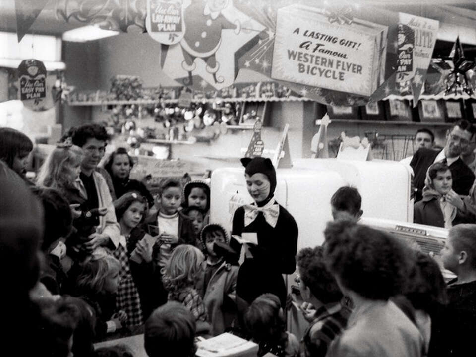 Do you remember Kitirik, a star of Houston TV from 1954 to 1971?