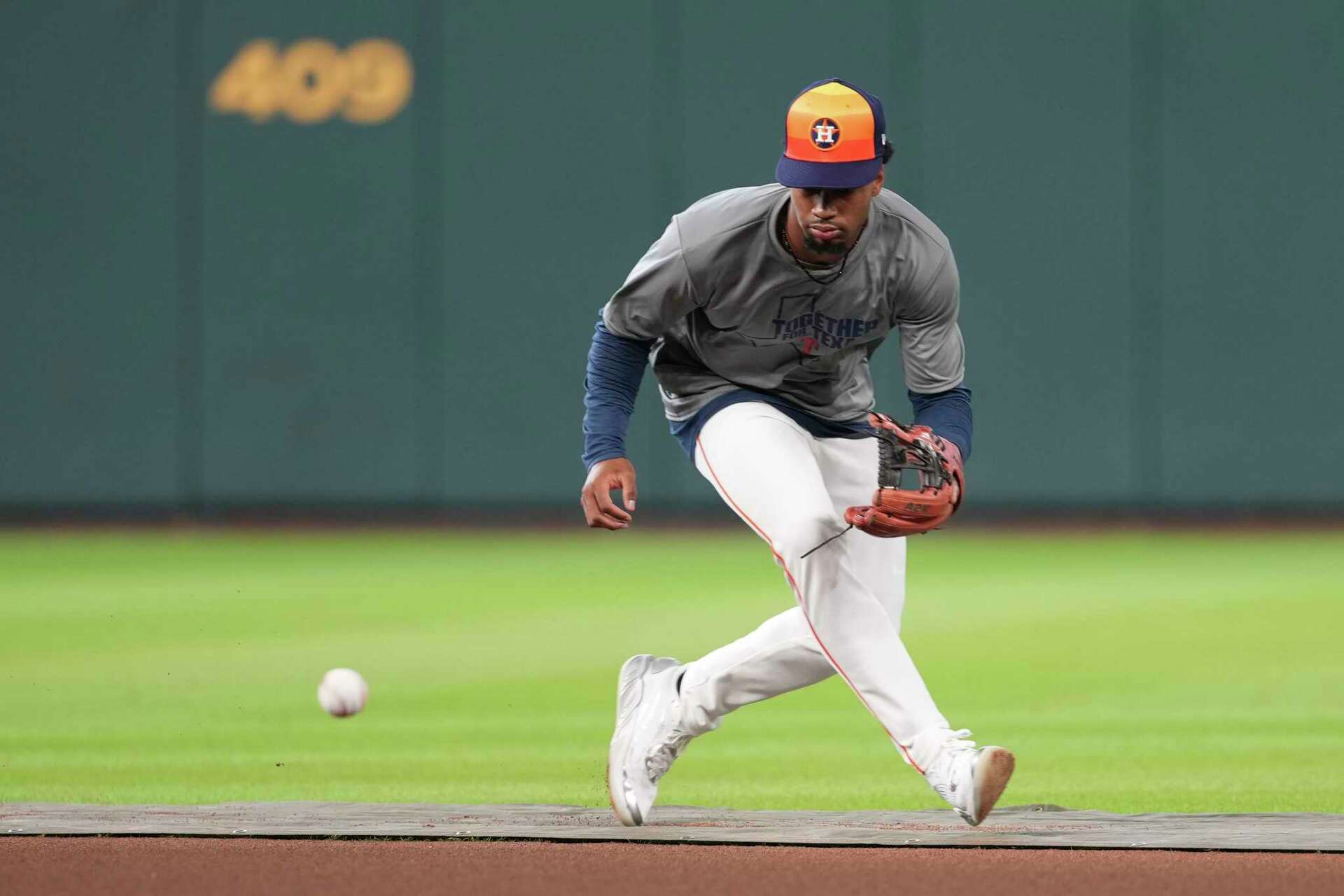 Houston Astros' top prospect Brice Matthews makes MLB debut at home