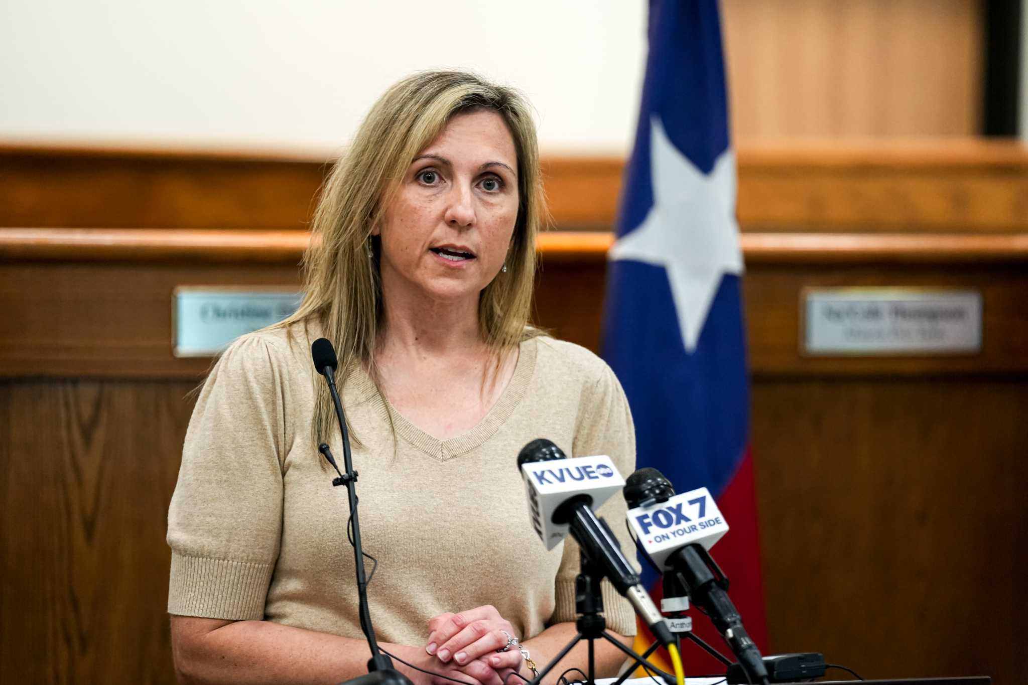 Leander Mayor DeLisle resigning, citing personal, professional reasons