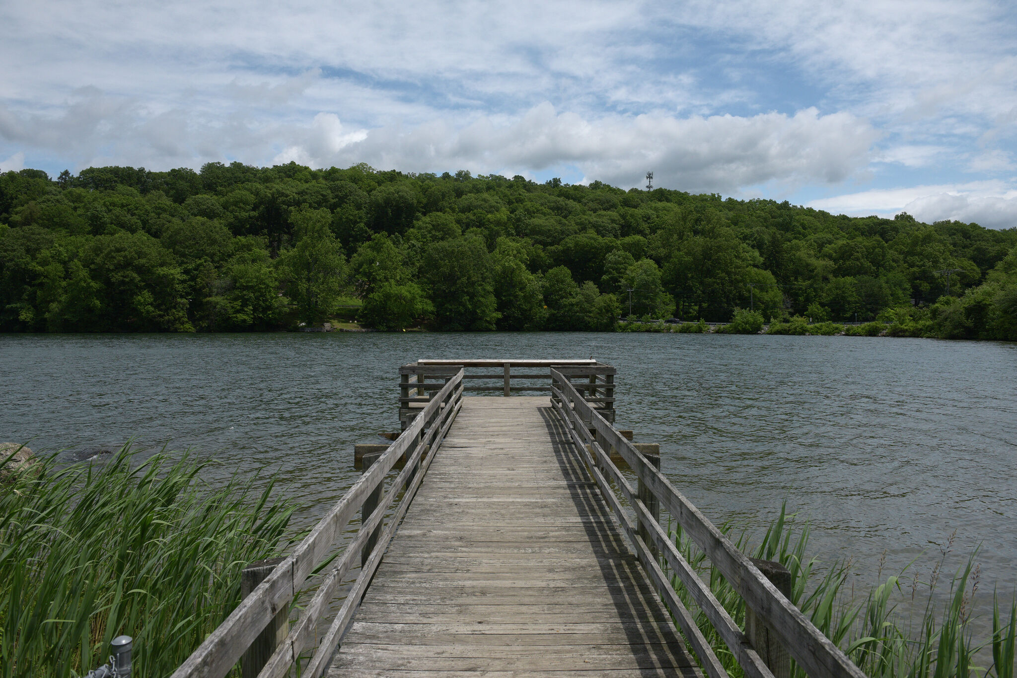 6 state parks closed after reaching capacity, DEEP says