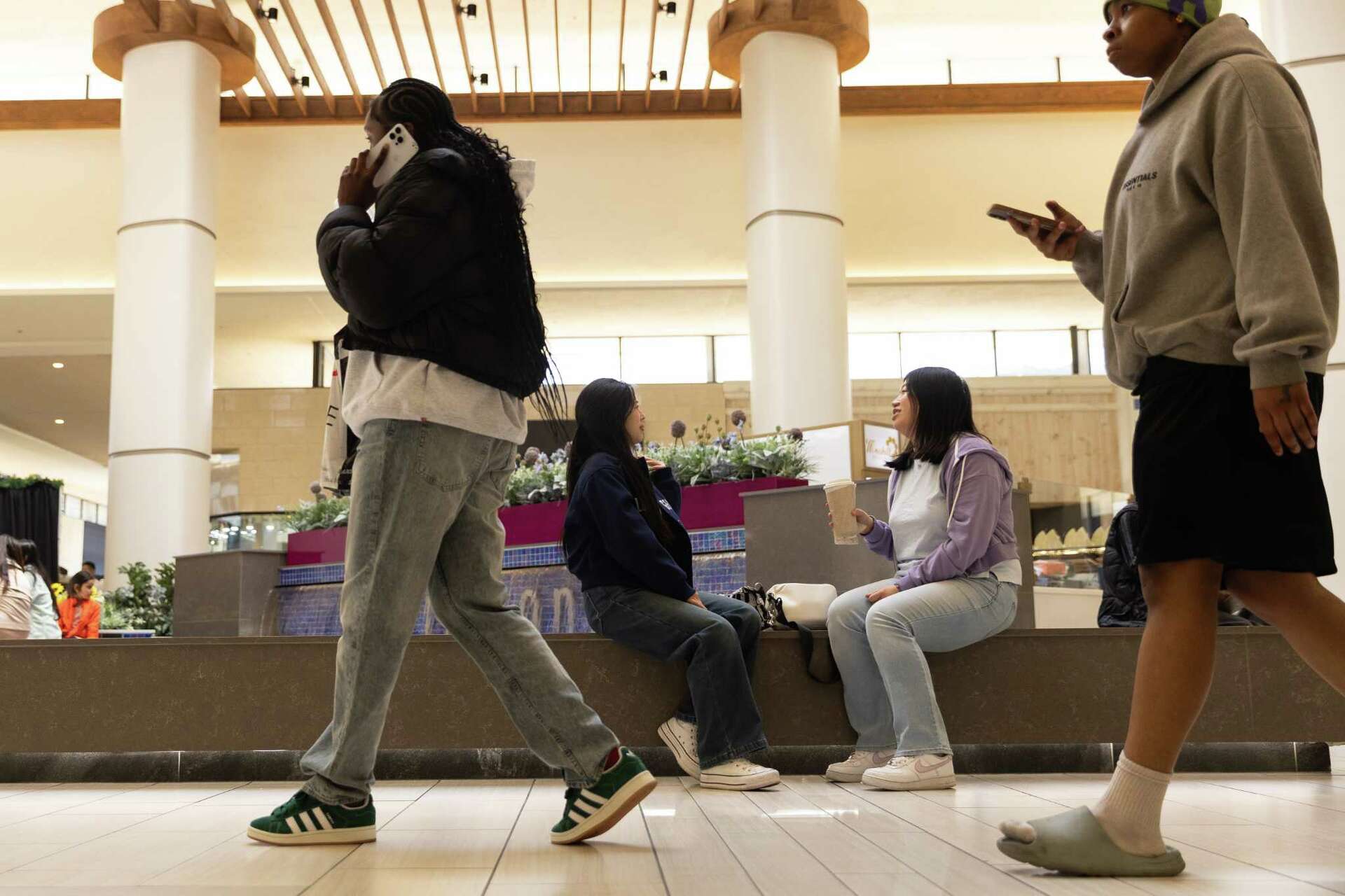 Serramonte Center Daly City draws crowds with new Asian restaurants