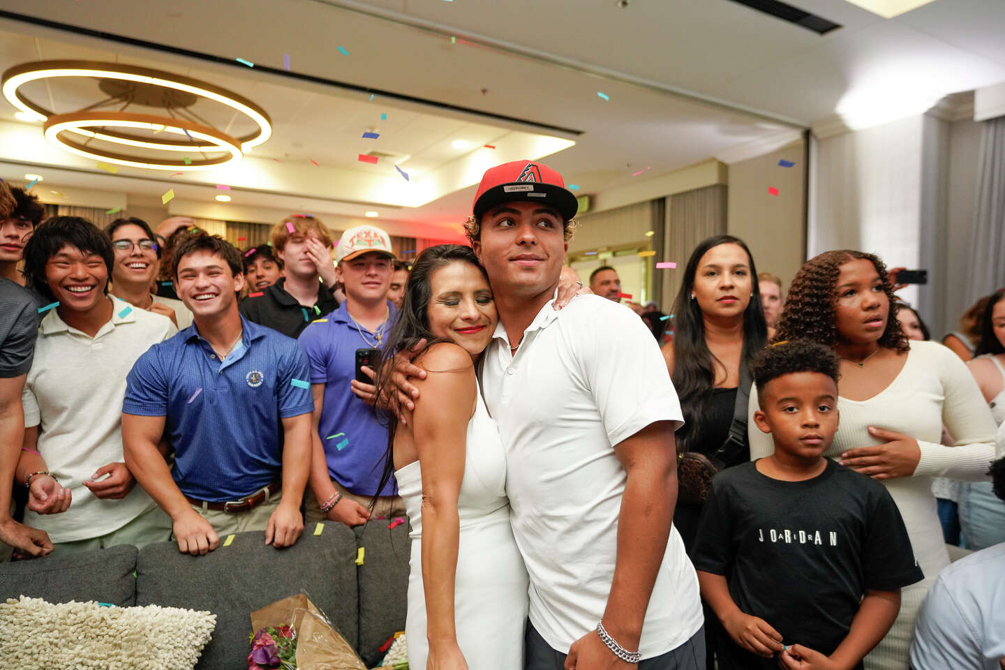 Arizona Diamondbacks officially sign Kayson Cunningham