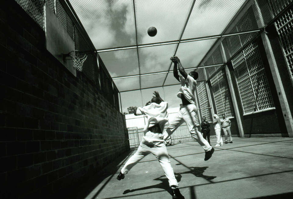 Texas death row loosens solitary confinement for first time in years