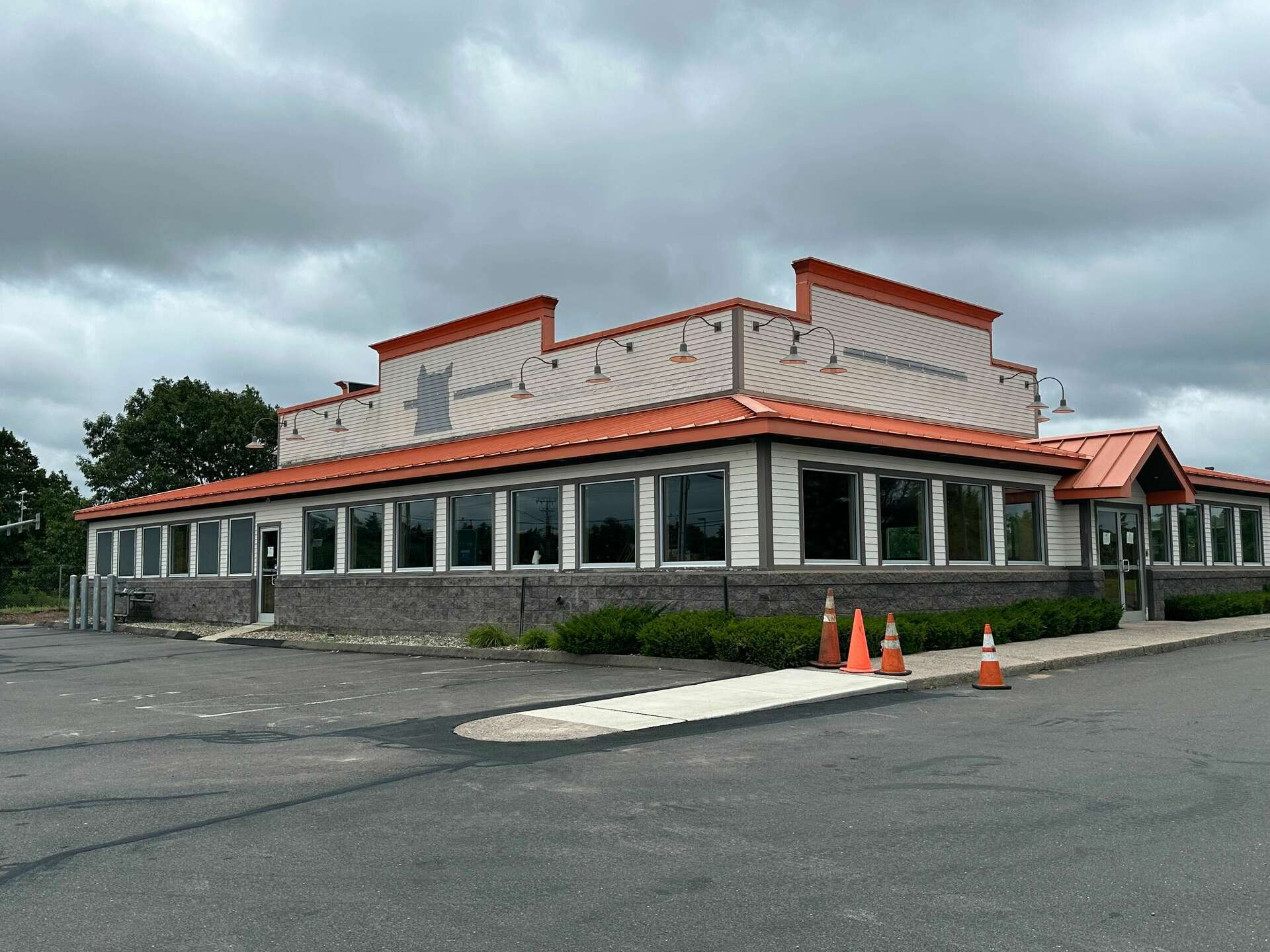 Manchester could see sushi conveyor belt restaurant at former Hooters