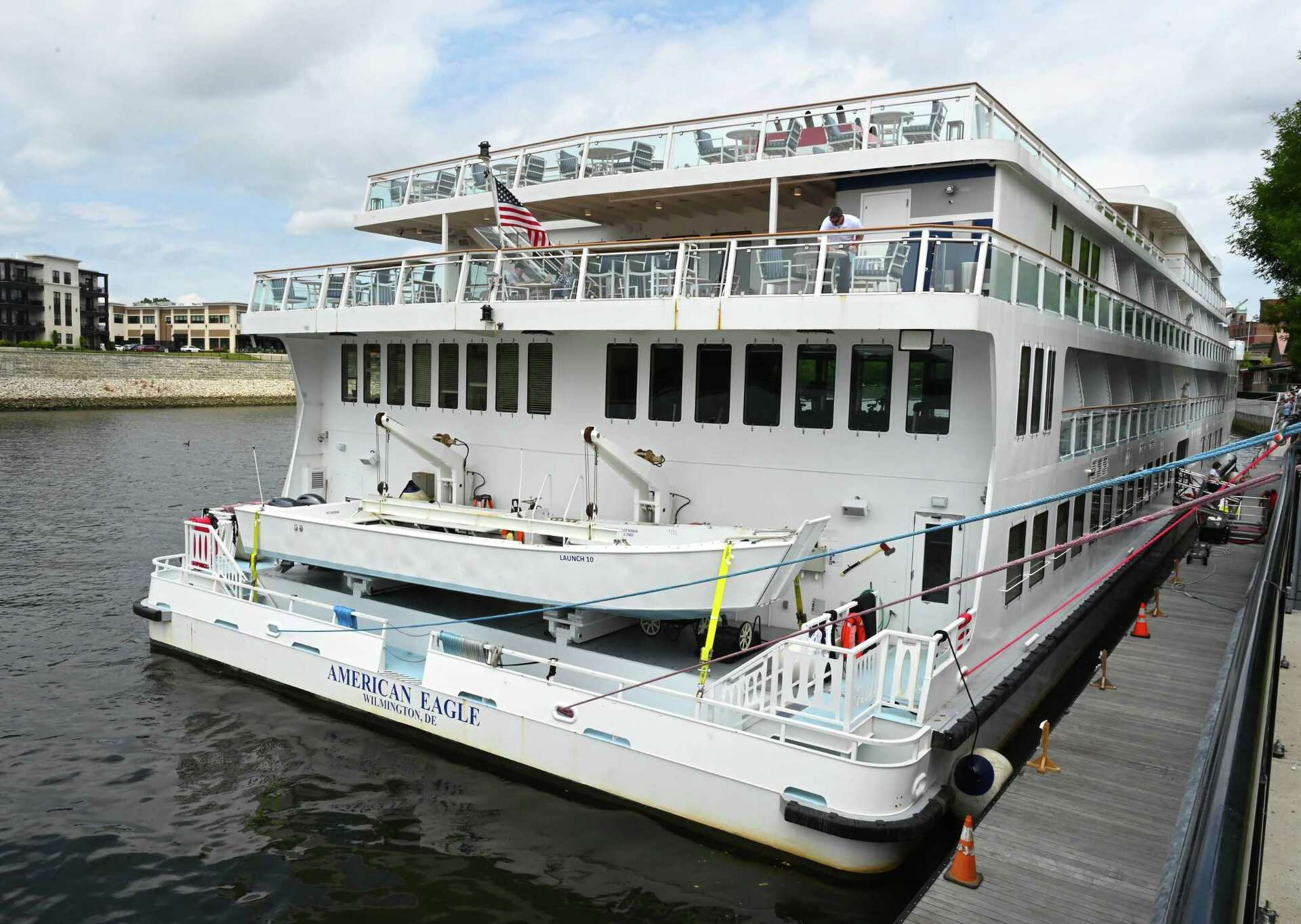 American Cruise Lines connects NYC and Troy with summer trips