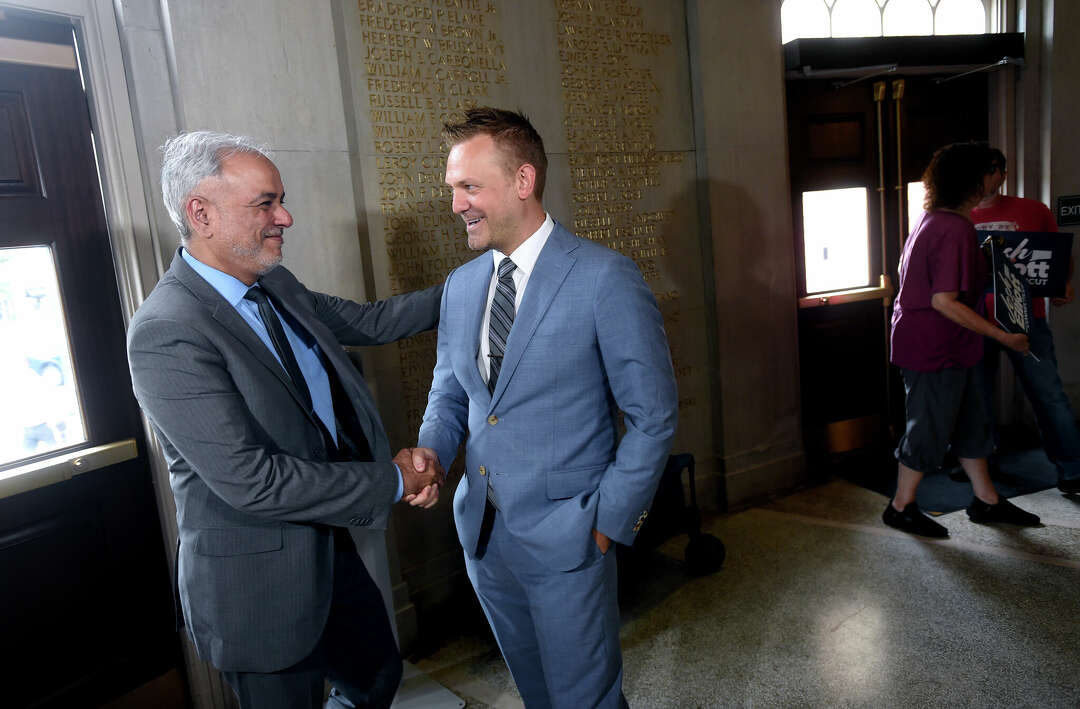 CT Rep. Josh Elliott unveils campaign for governor, challenging Lamont