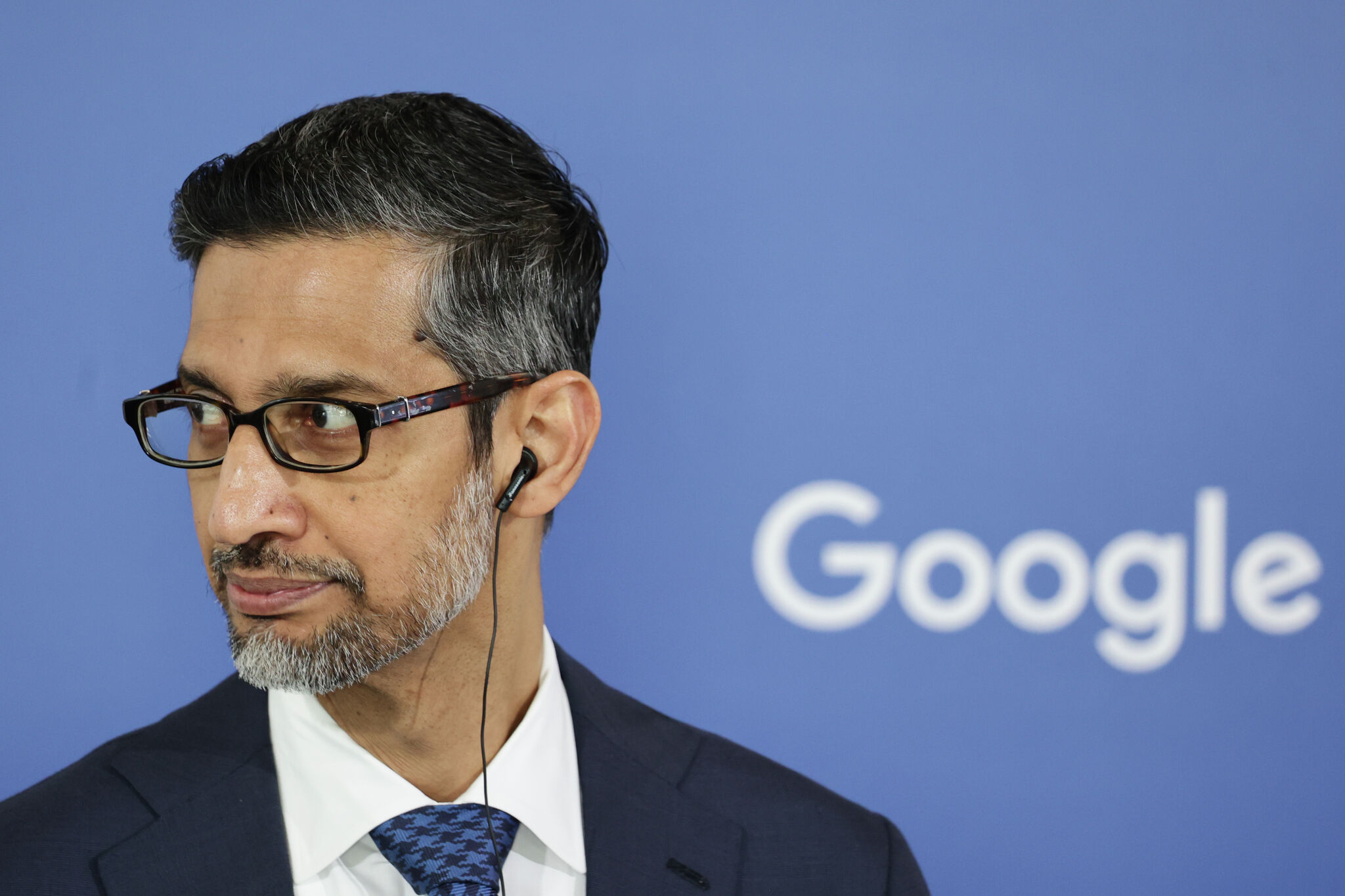 Bay Area startup loses CEO to Google, sells in 'rollercoaster' weekend