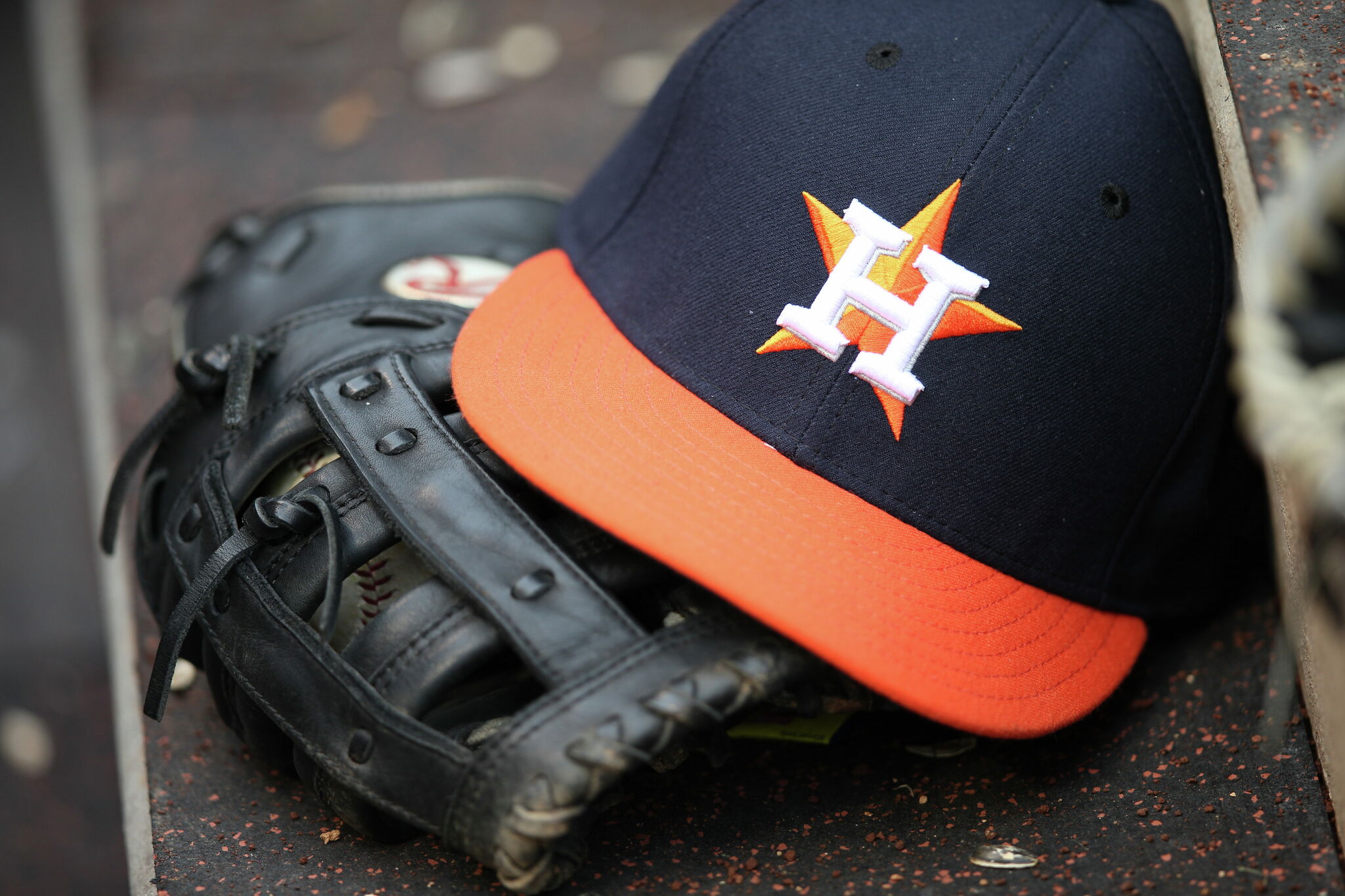 Former Astros pitcher, MLB All-Star dies at 69