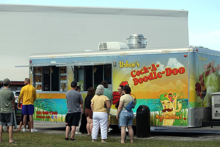 Meet one of Manistee's oldest residents in 1958: 'Mr. Schewe'