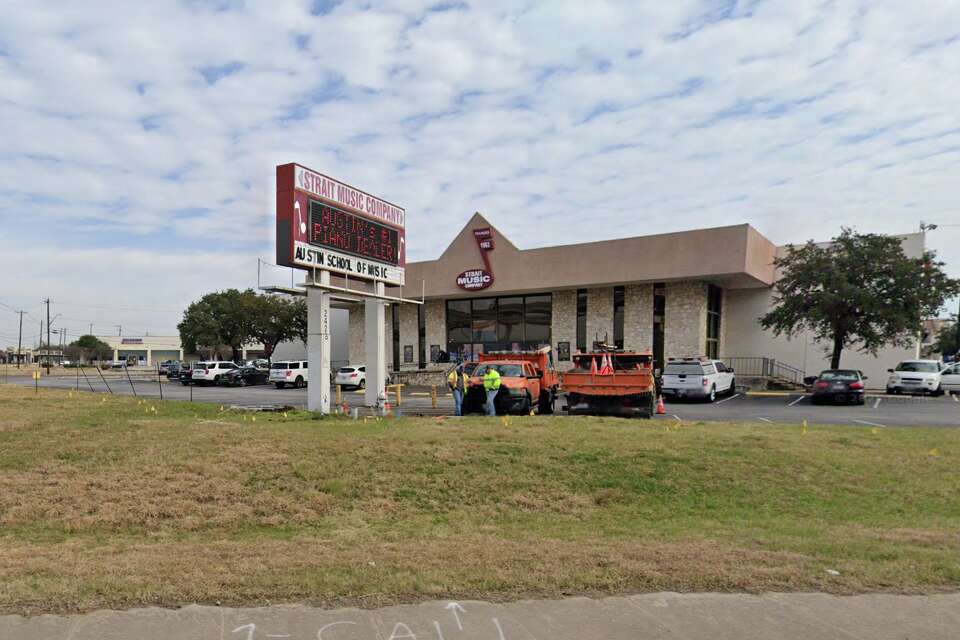 Strait Music Company thrives in Austin post flagship closure