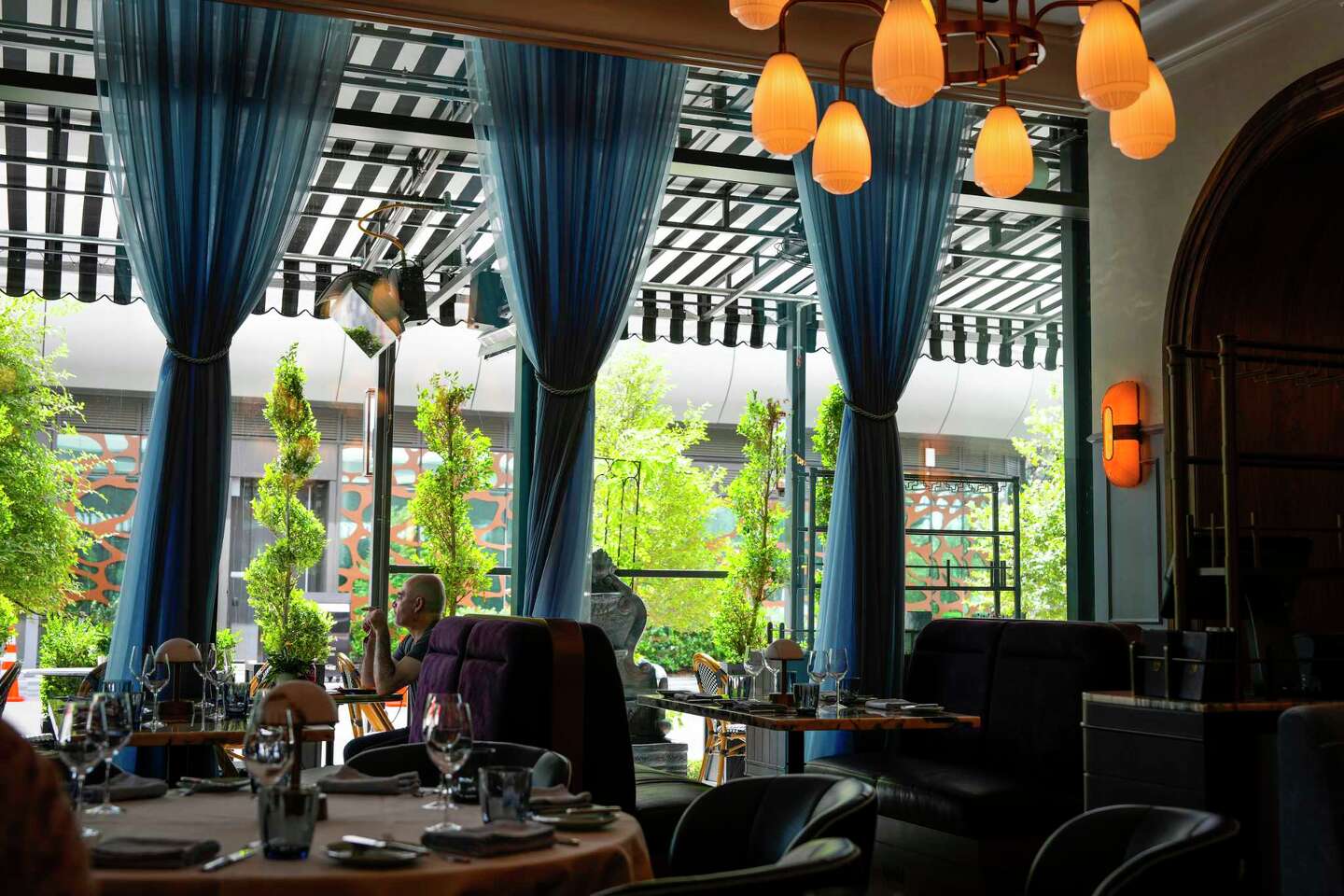 Chardon review: Where French tradition meets Texas flair in Houston