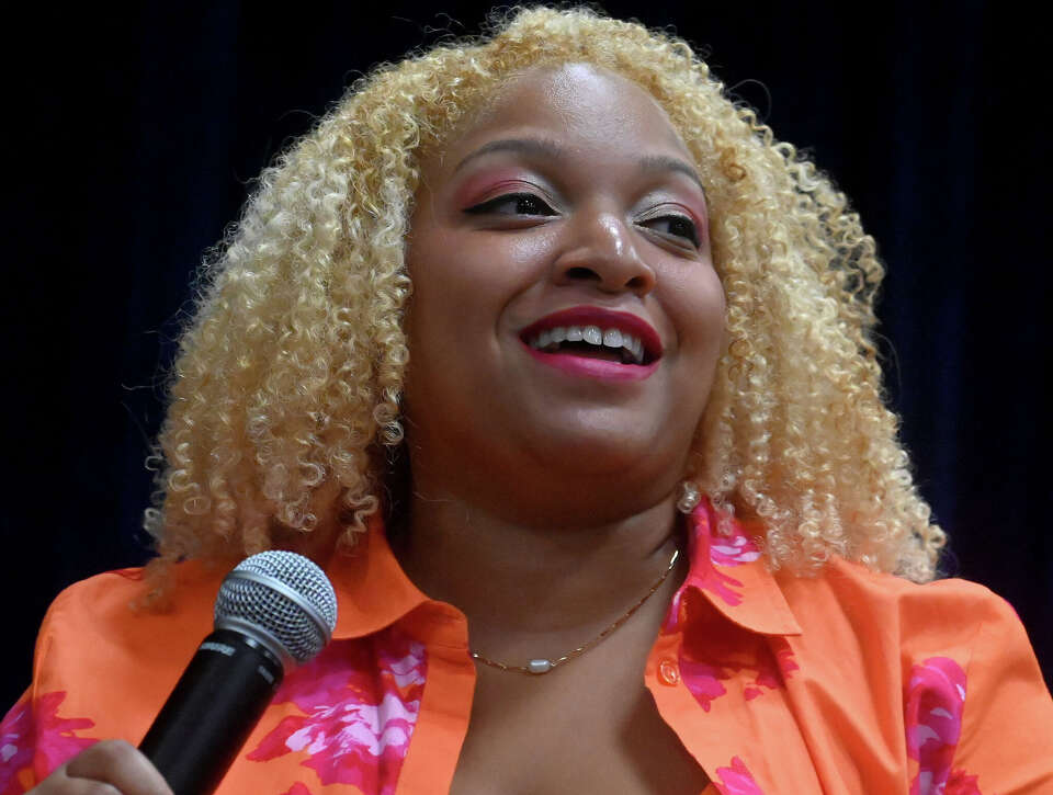 Adam Sendroff wins Hamden Democratic mayoral primary in landslide