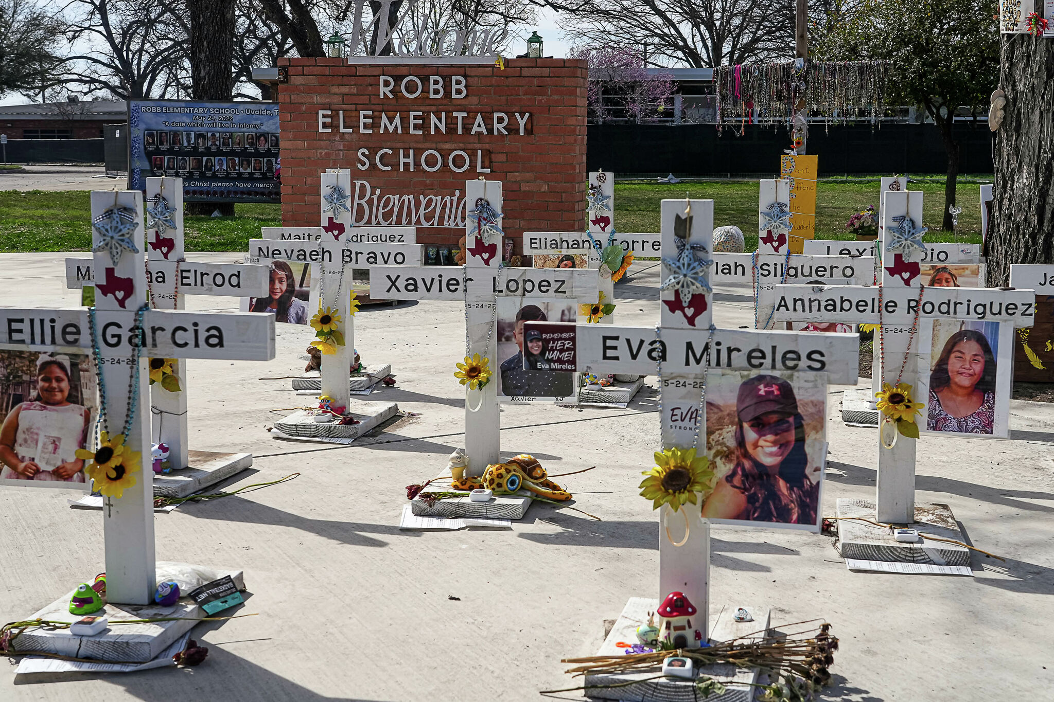 Four years after Uvalde, Texas puts security theater over gun reform