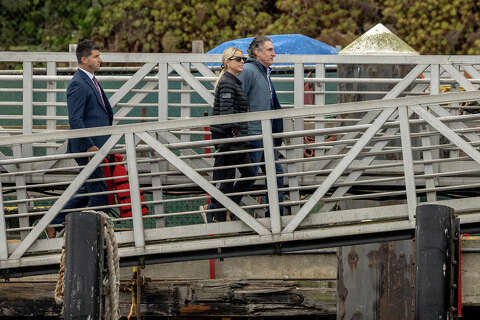 Trump officials in S.F. tour Alcatraz as part of plan to reopen prison