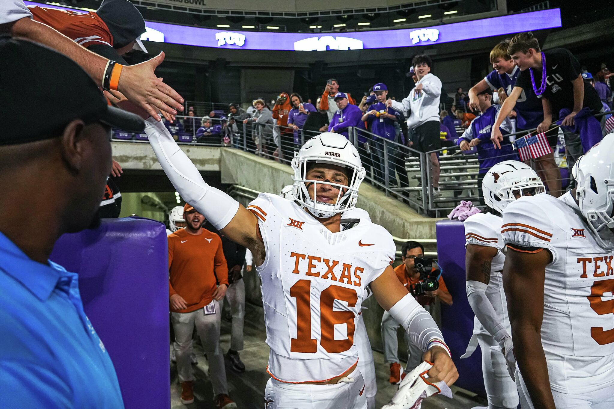 Michael Taaffe could change positions for Texas Longhorns