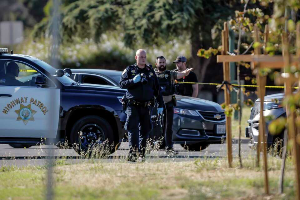 State parole officer killed on the job in Oakland — suspect arrested