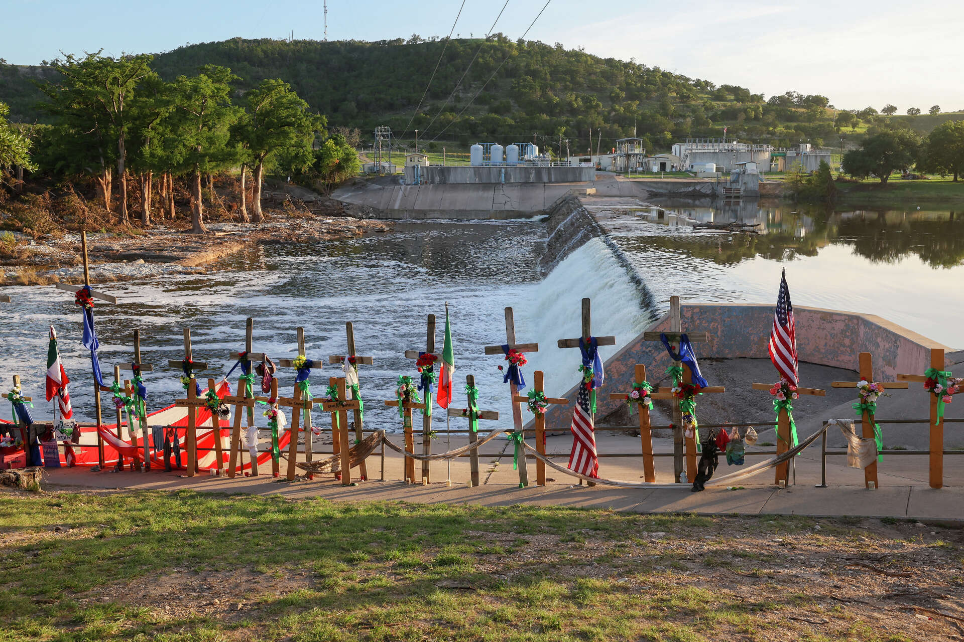 Kerrville won't drain lake as part of search for flood victims
