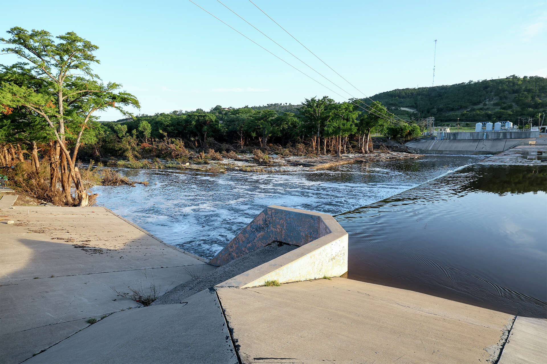 Kerrville won't drain lake as part of search for flood victims
