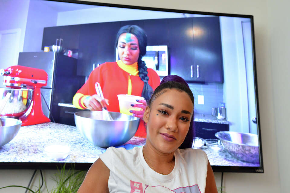 'Hell's Kitchen' chef Mary Lou Davis joins San Antonio eatery