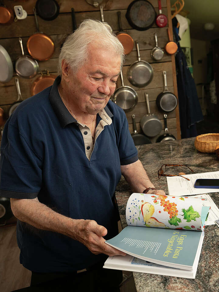 Chef Jacques Pépin to celebrate turning 90 with Napa, CT dinners