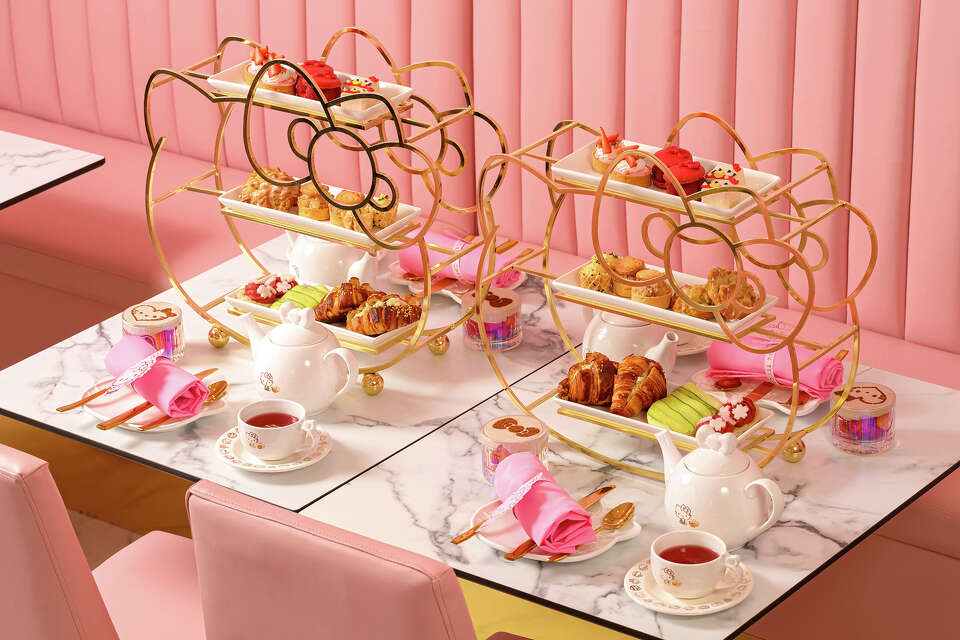 Bay Area mall's new Hello Kitty Cafe is a millennial's dream come true
