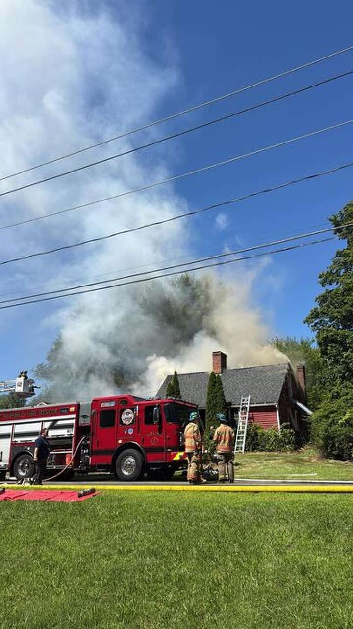 80-year-old Suffield woman dies in house fire on Mather Street: Police
