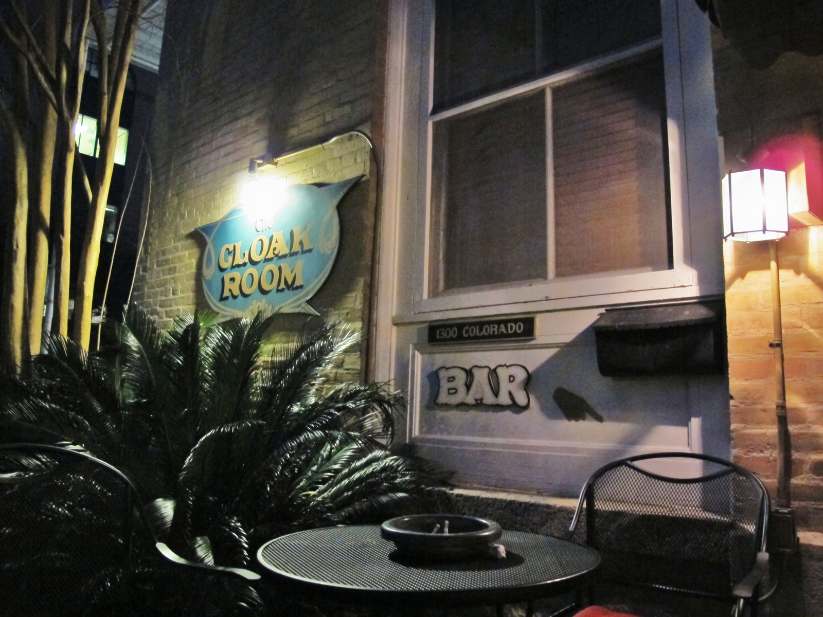 These 5 Texas dive bars rank among top 50 best in the US