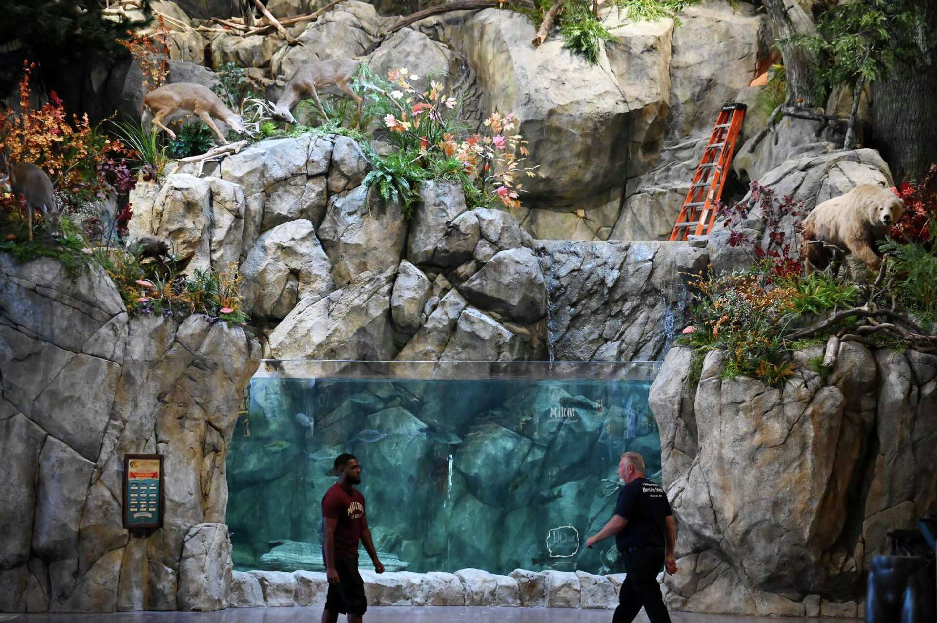 Bass Pro Shops prepares for July 30 grand opening in Clifton Park