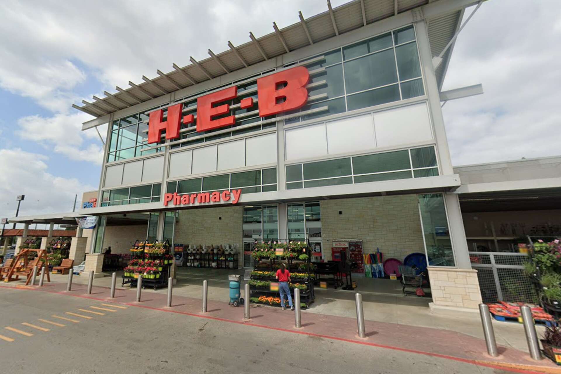 Seguin H-E-B plans $250K upgrade as shoppers demand more stores